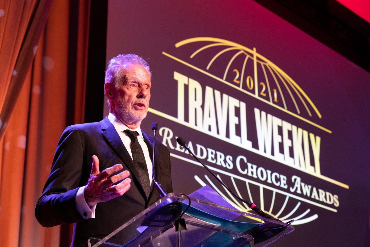 Sven Lindblad Receives Travel Weekly's First-Ever Sustainability Award ...
